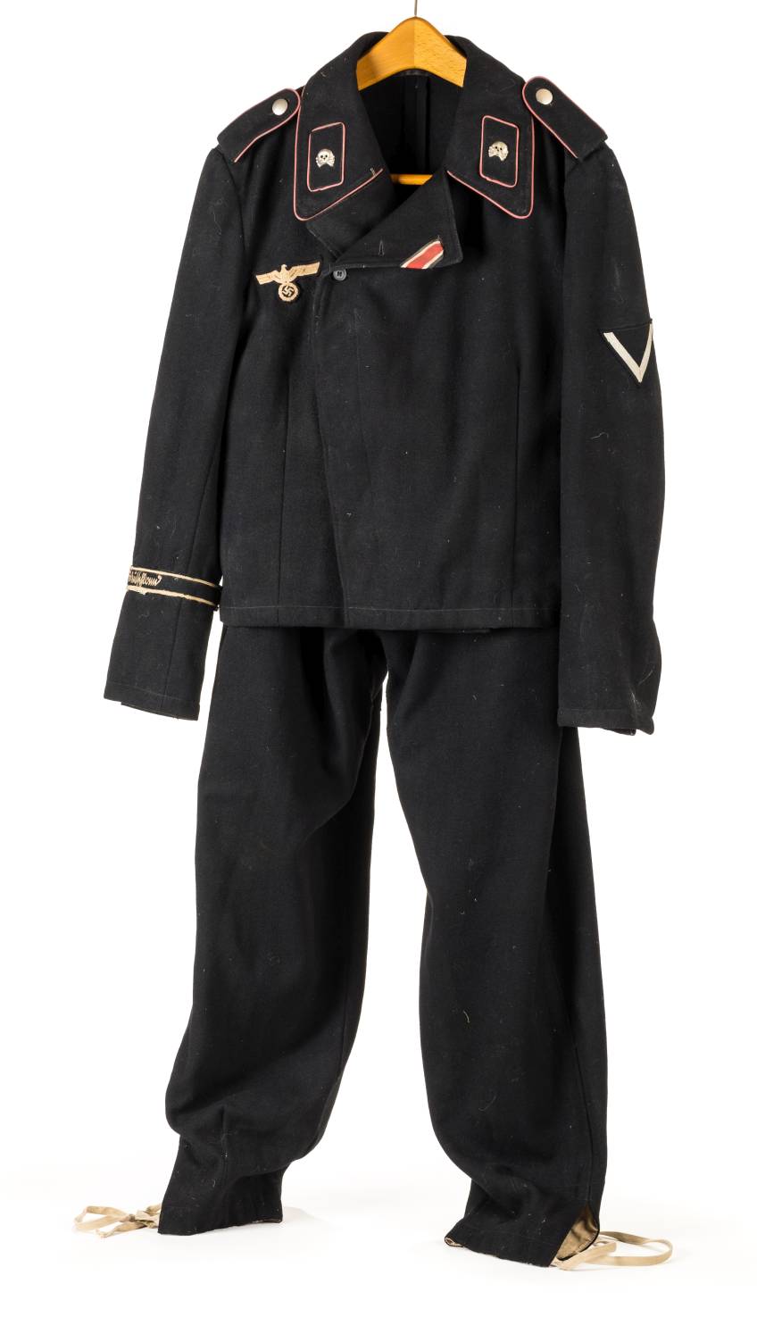 Lot 1042 - Third Reich.