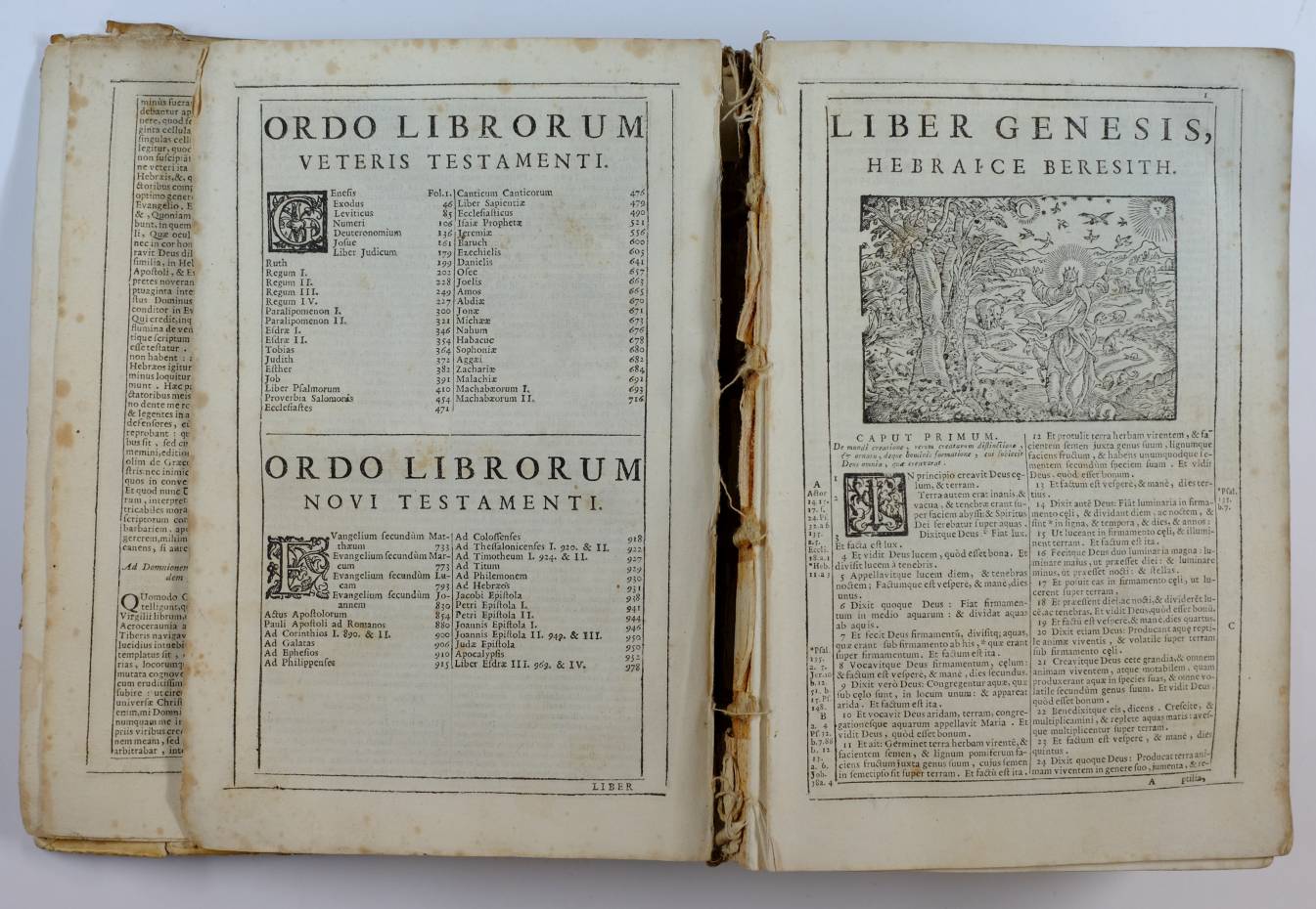 Lot 368 - Bible [Latin].
