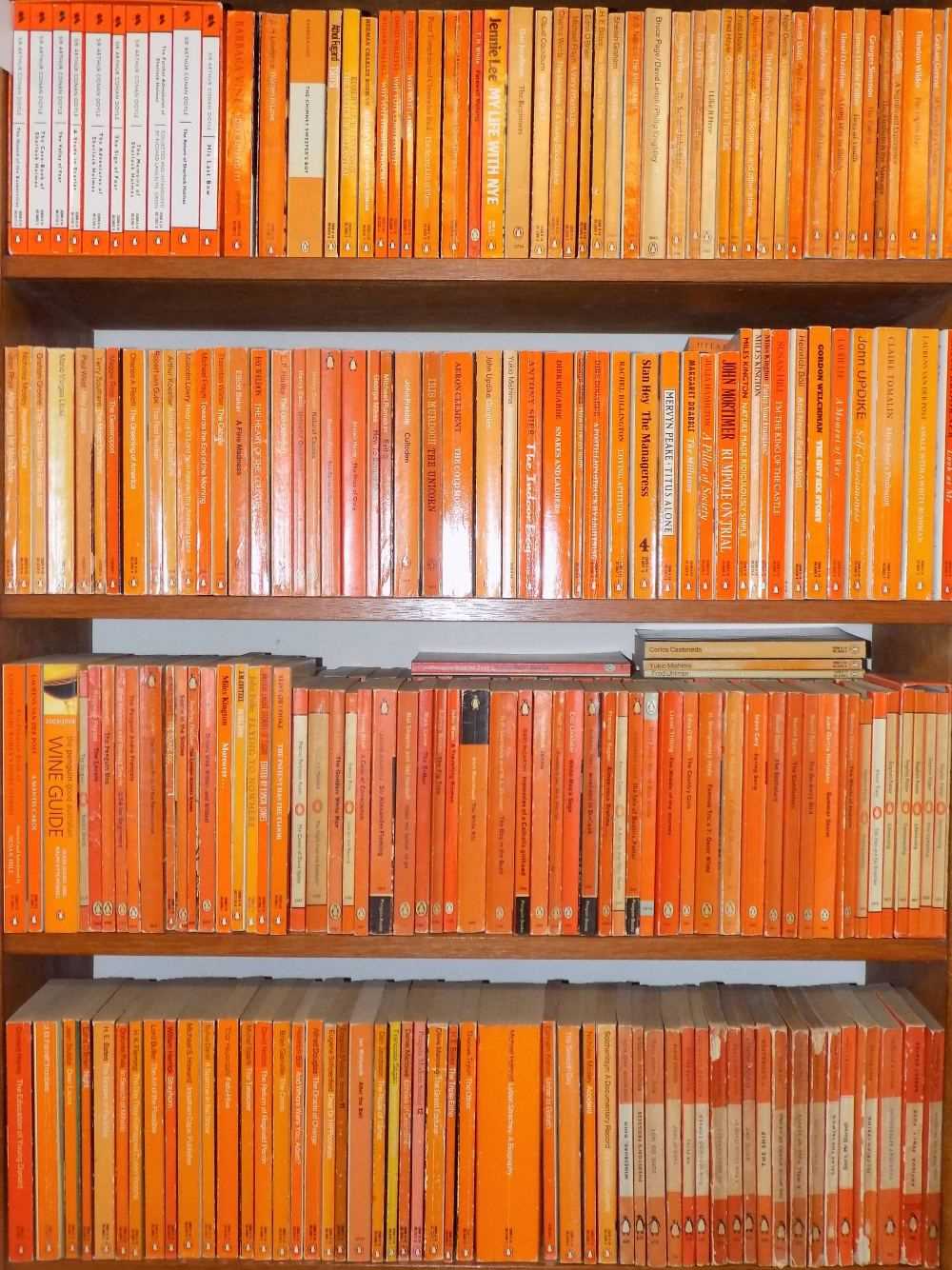 Lot 559 - Paperbacks.