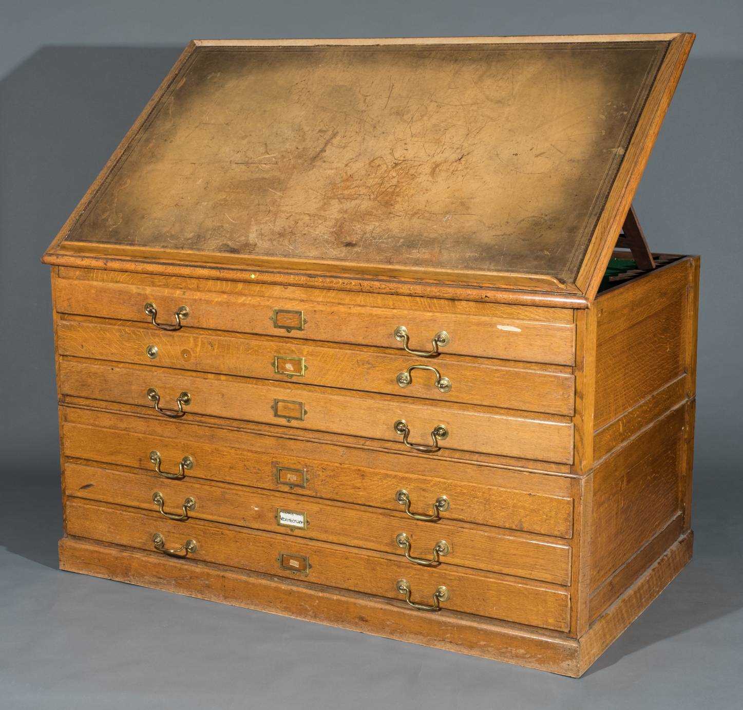 Lot 506 - Plan chest.