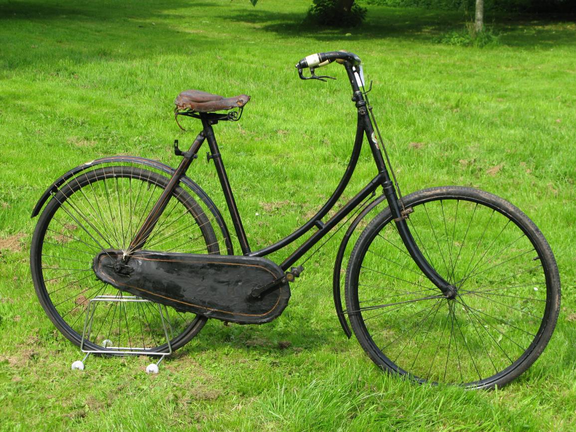 Lot 409 - 'The Royal Wanderer' Lady's Bicycle.