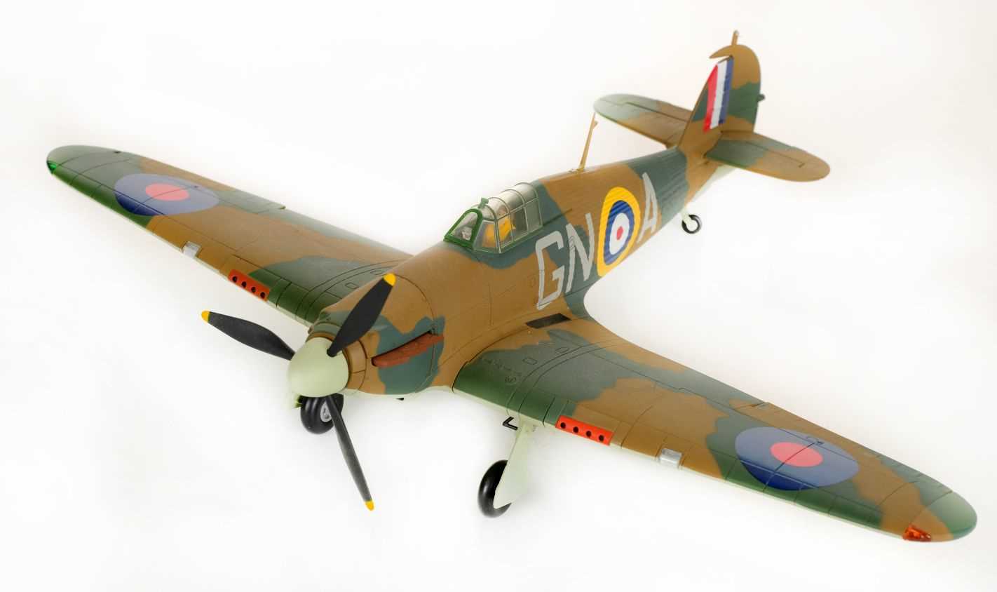 Lot 118 - Model Aircraft.