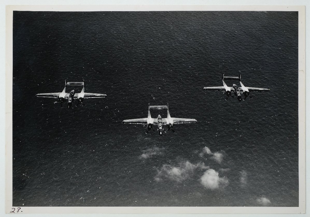 Lot 673 - Northrop B-49, XP-79, YF-17, 2E, F-5, F-15