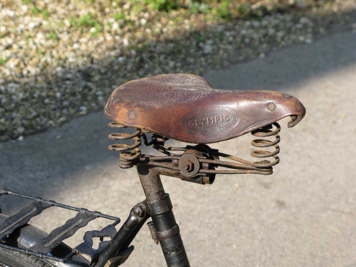 Lot 507 - A Singer & Co Lady's Loop-Frame Bicycle,