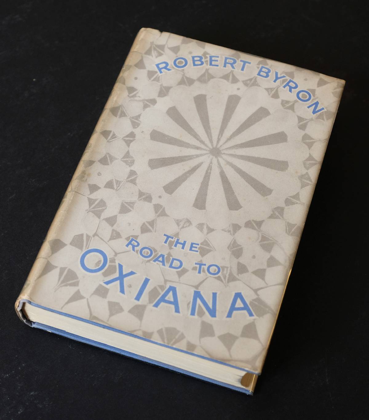 Lot 5 - Byron, Robert