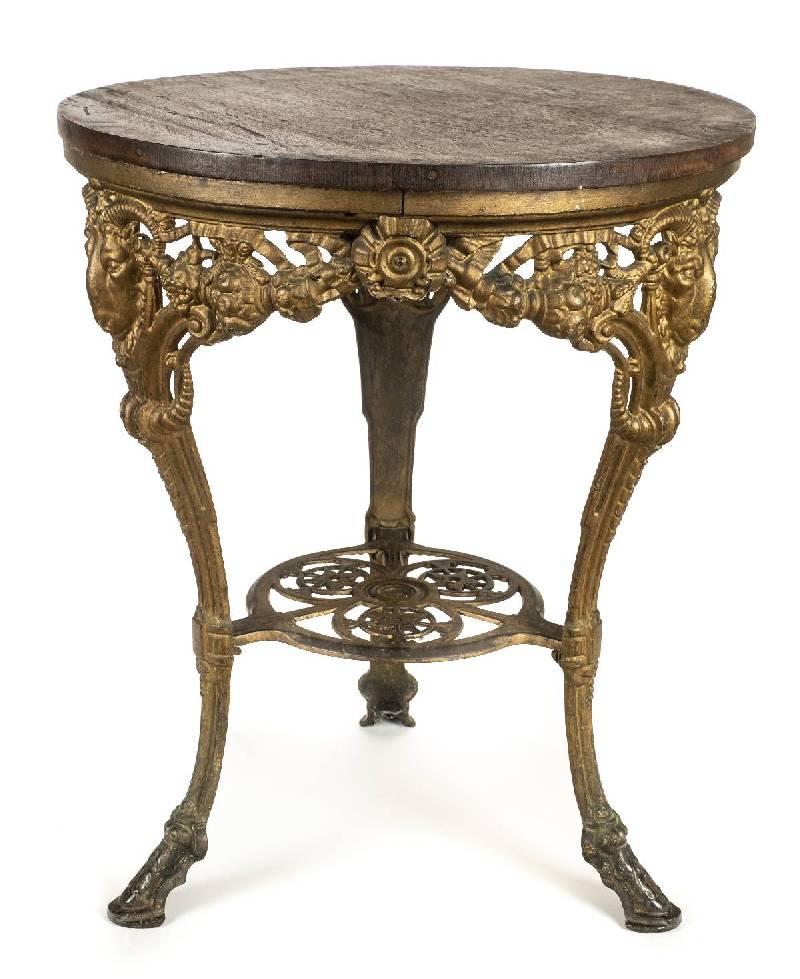 Lot 658 - Tavern Table.