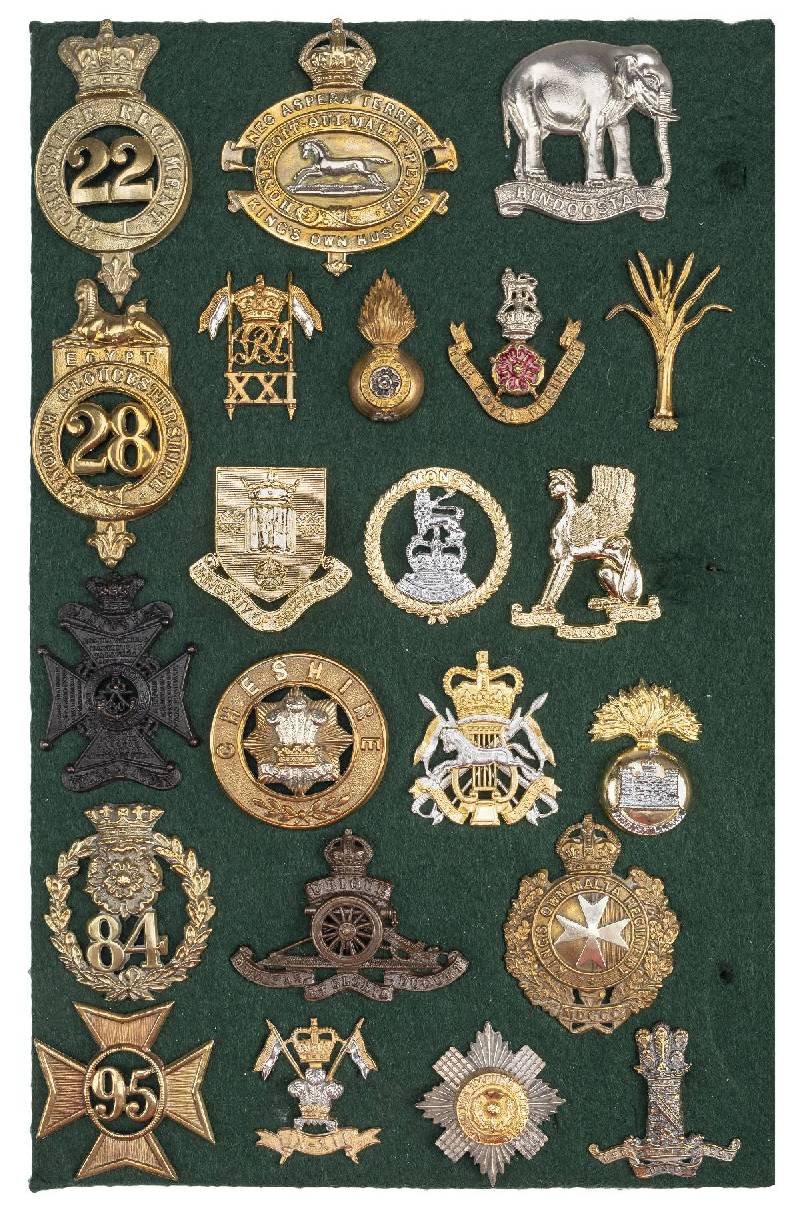 Lot 265 - British Badges.