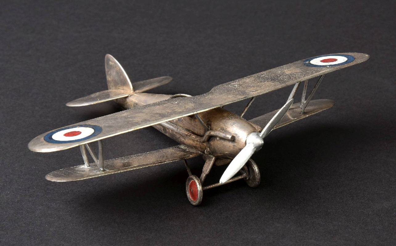 Lot 63 - Desktop Model.