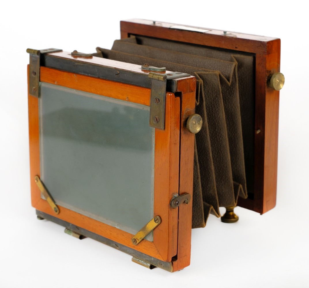 Lot 355 - Lancaster 'Le Meritoire' camera.