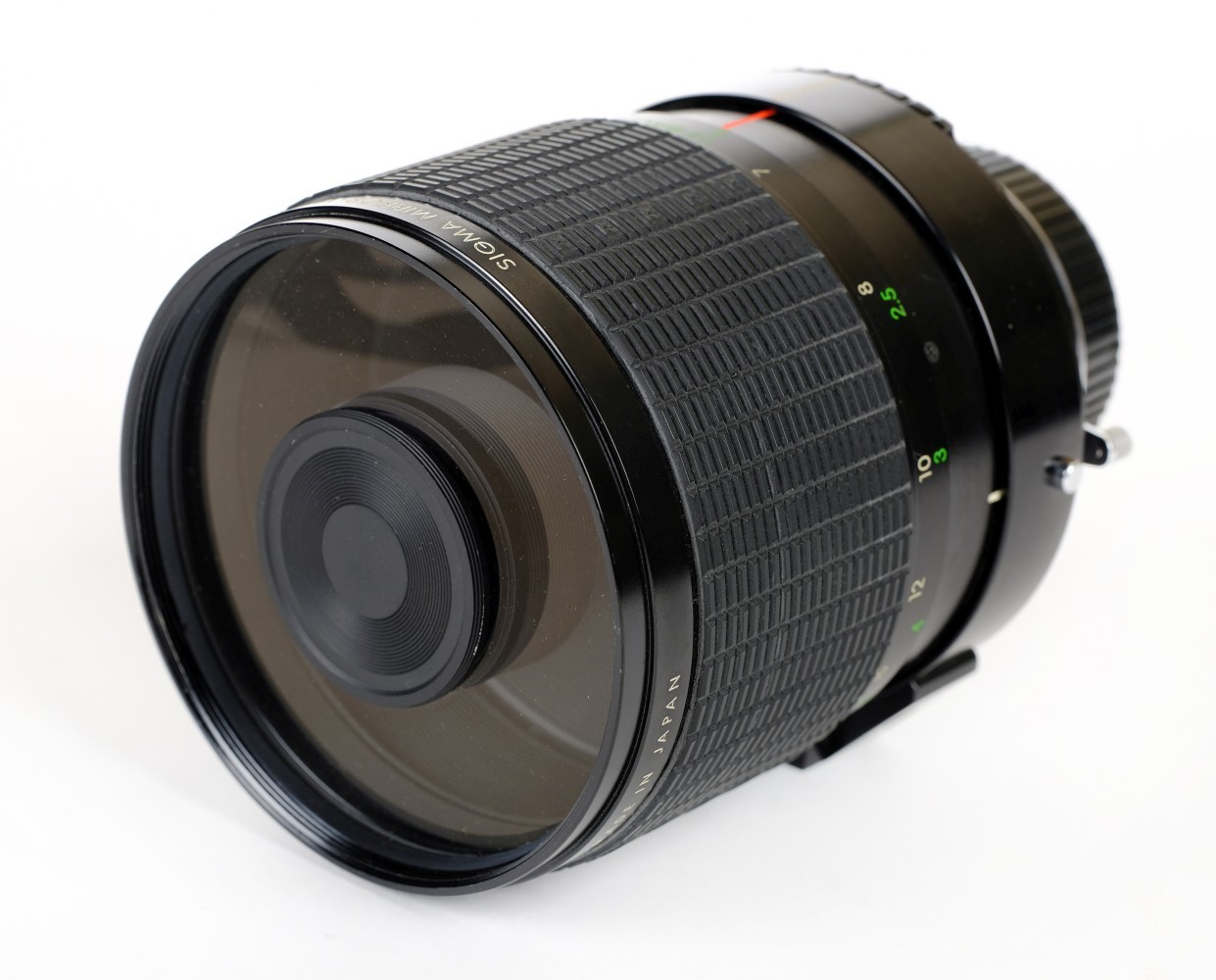 Lot 350 - Contax & Yashica 35mm cameras and lenses.