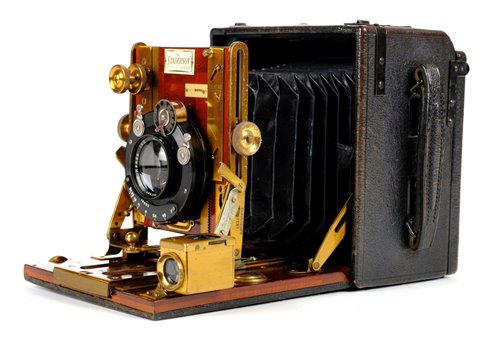 Lot 437 - Sanderson 1/4 plate camera