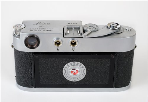 Lot 391 - Leica M1 camera (1959) with Elmar 50mm f/2.8
