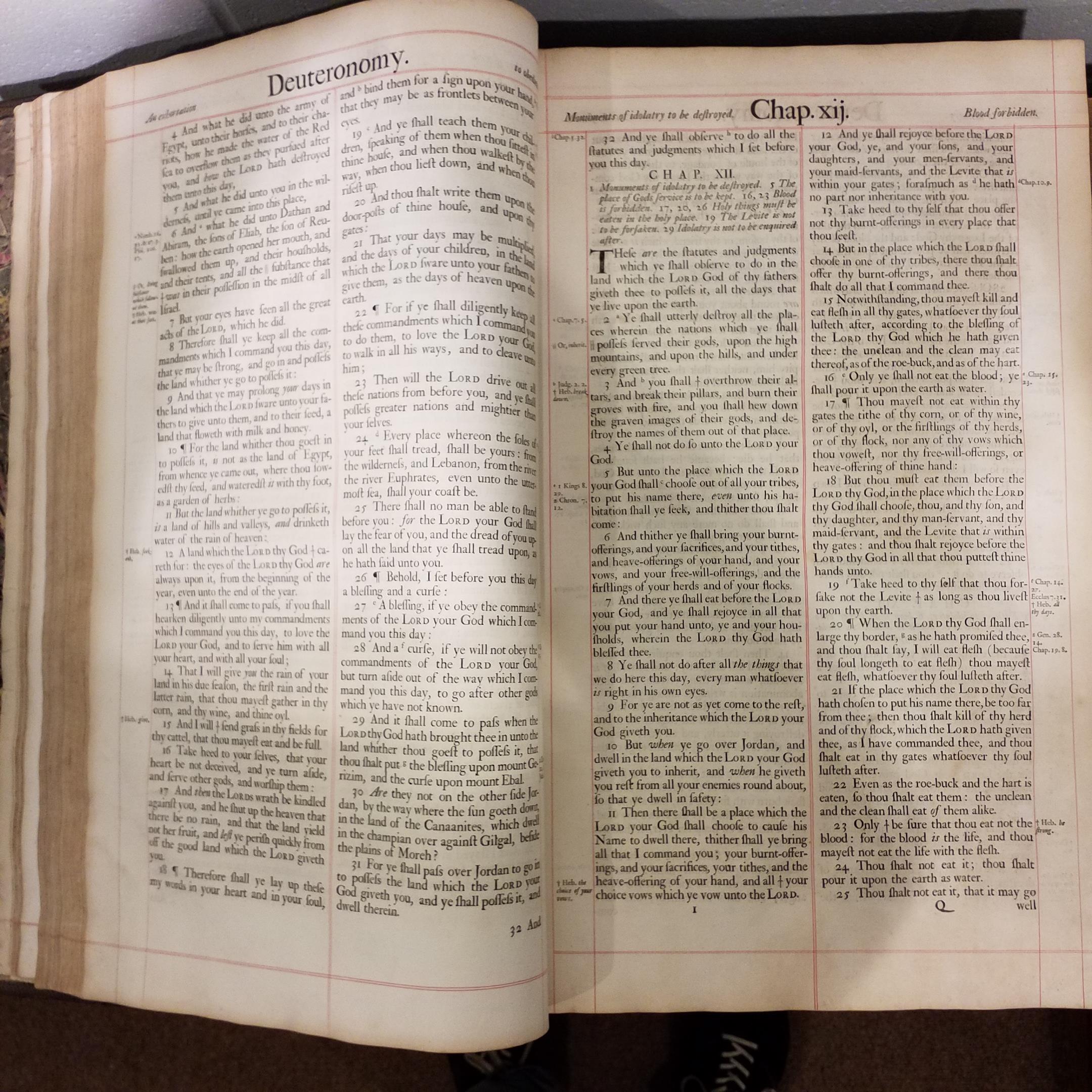 Lot 316 - Bible [English]. The Holy Bible, 2 volumes,