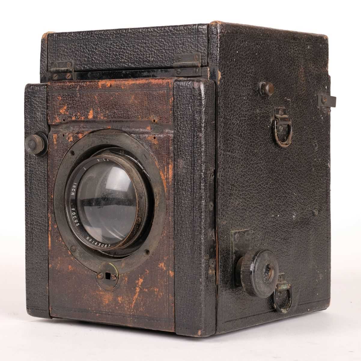 Lot 310 - Houghton 'Victo' half-plate camera, c.1900,