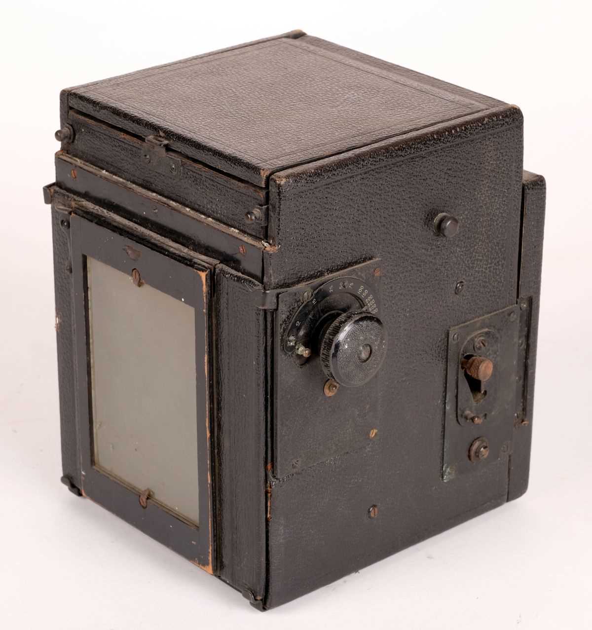 Lot 310 - Houghton 'Victo' half-plate camera, c.1900,