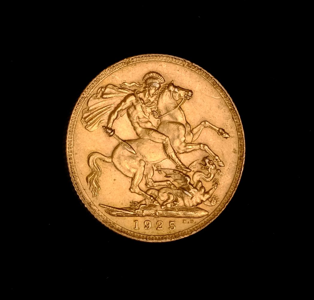 Lot 35 - Sovereign. A full gold sovereign, George V,