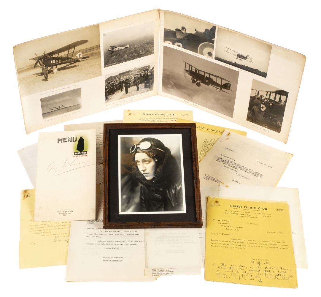 Lot 43 - Amy Johnson & Flying Club memorabilia. Circa