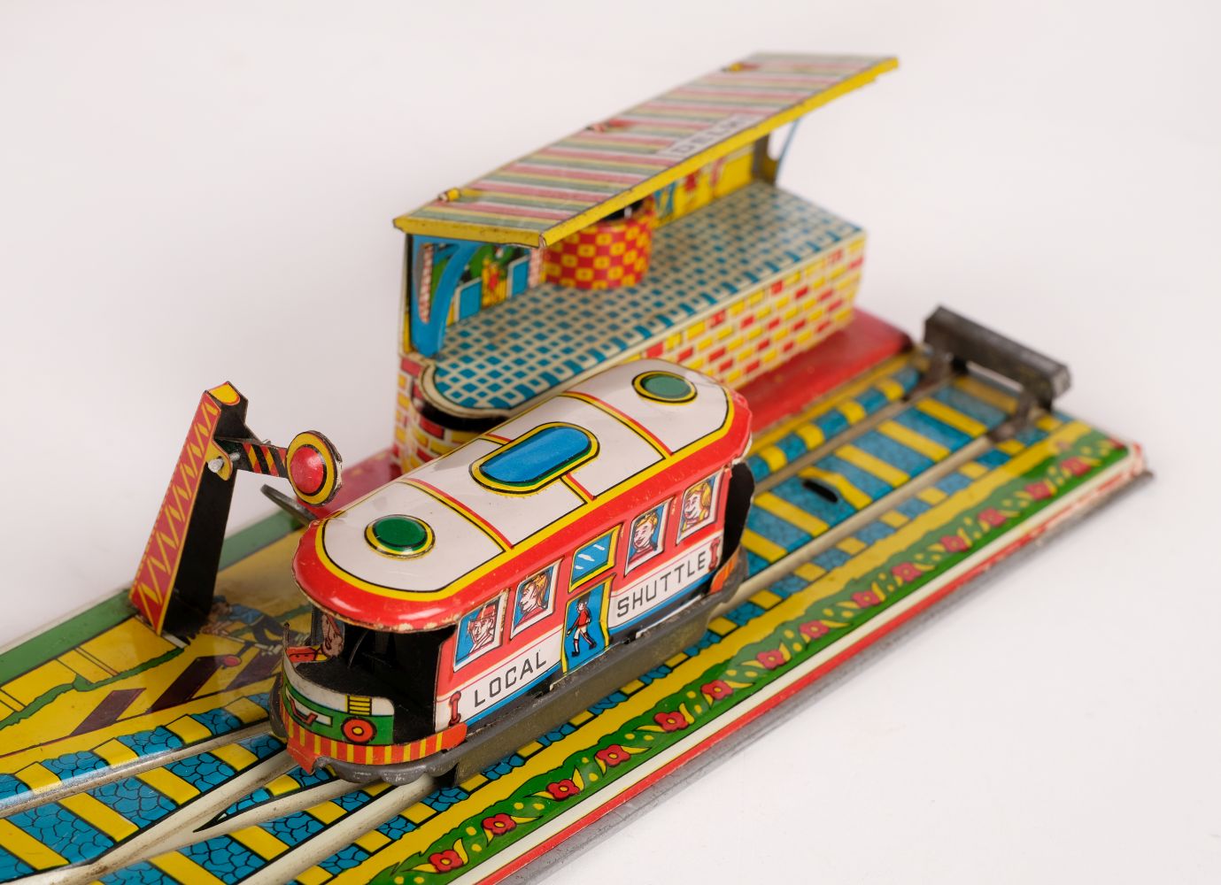 Trams. A collection of toy trams and - auctions & price archive