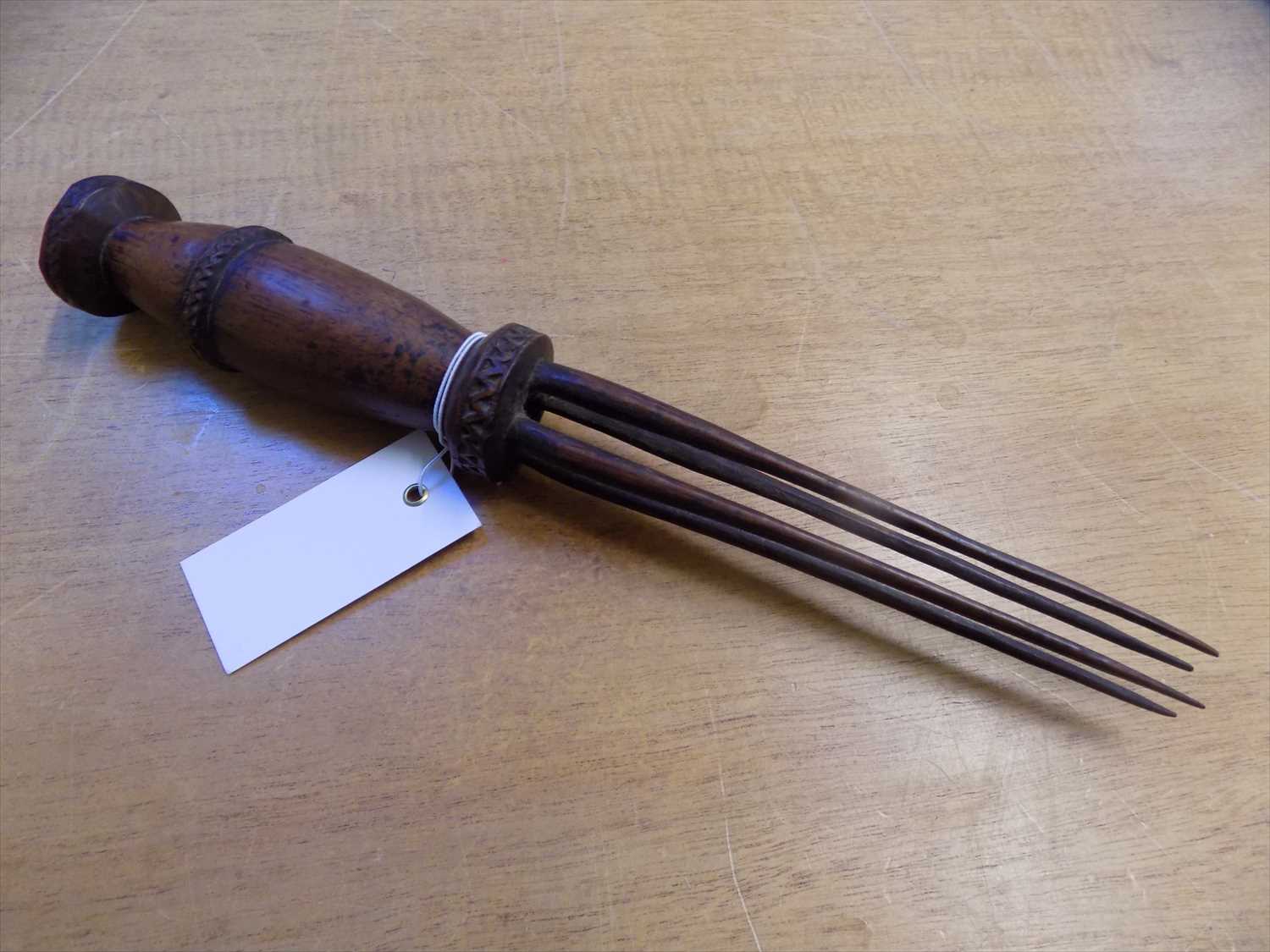 Lot 109 - Cannibal fork. A Fijian cannibal fork, late