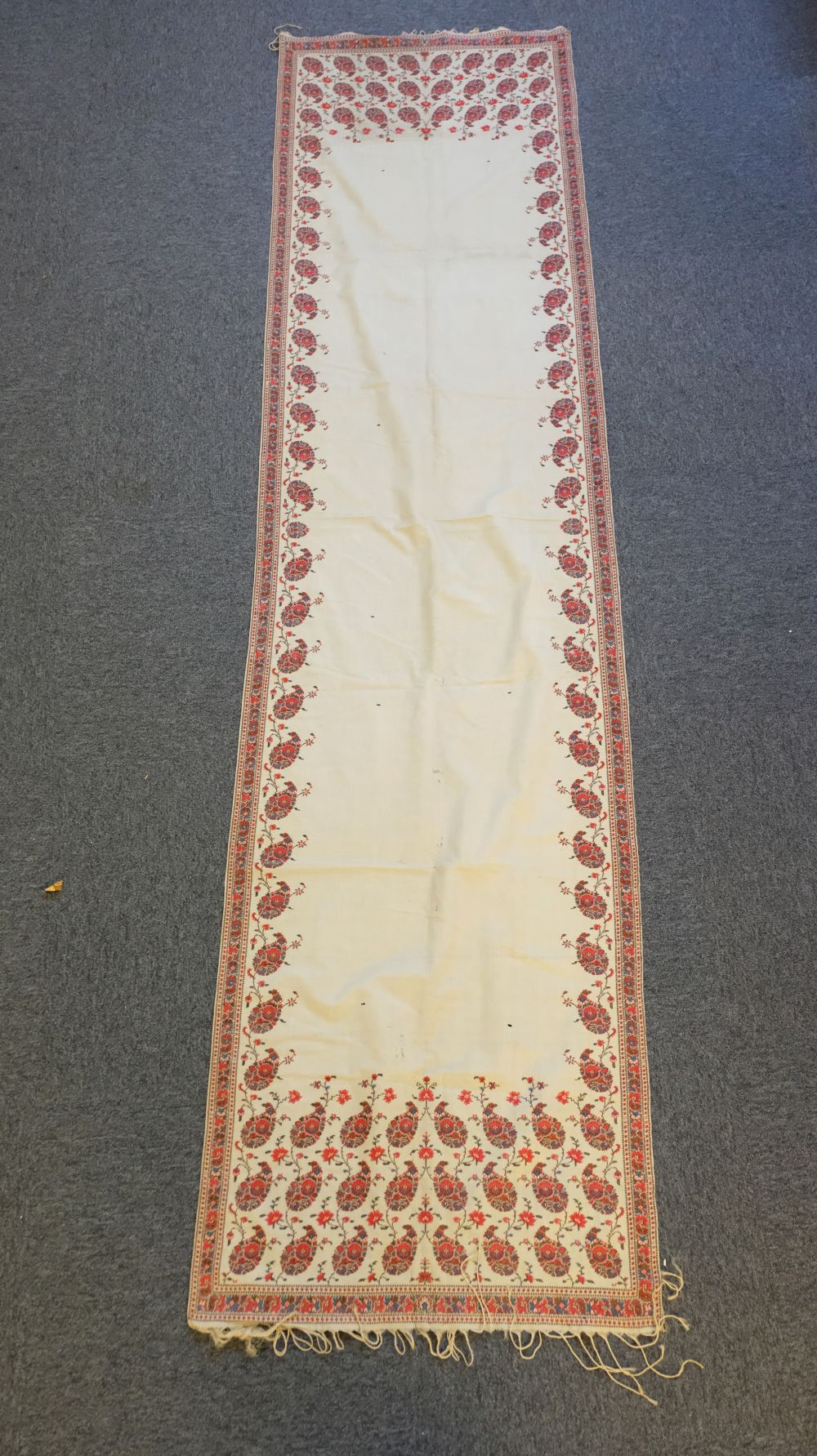 Lot 172 - Shawls. A large Norwich shawl, circa 1820s,