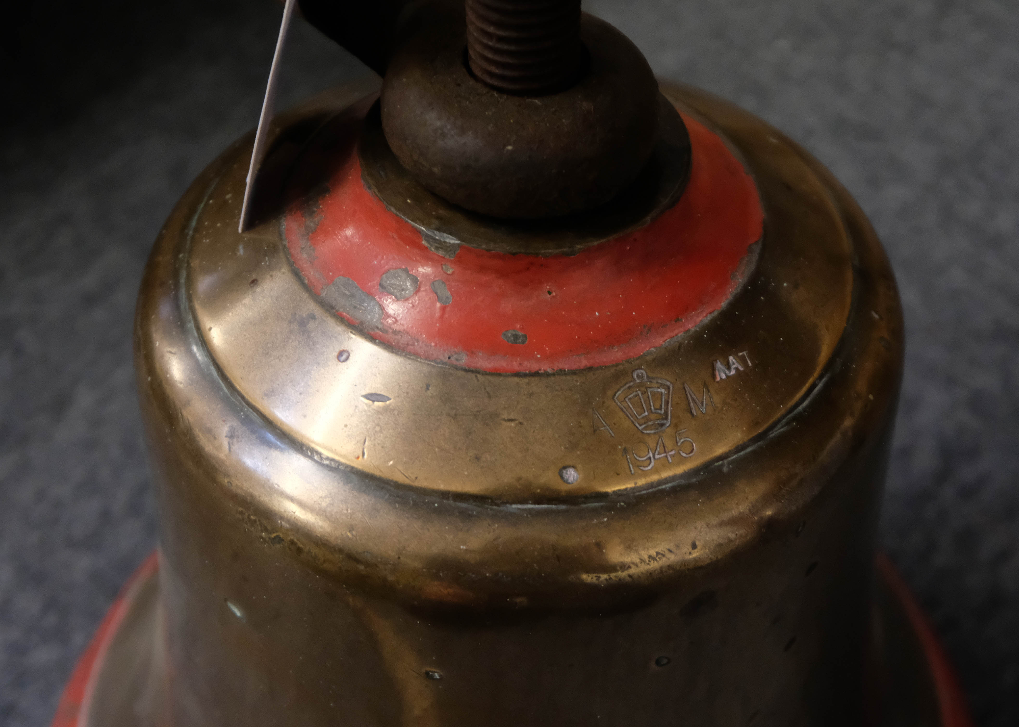 Lot 102 - Scramble Bell. A large WWII RAF bronze