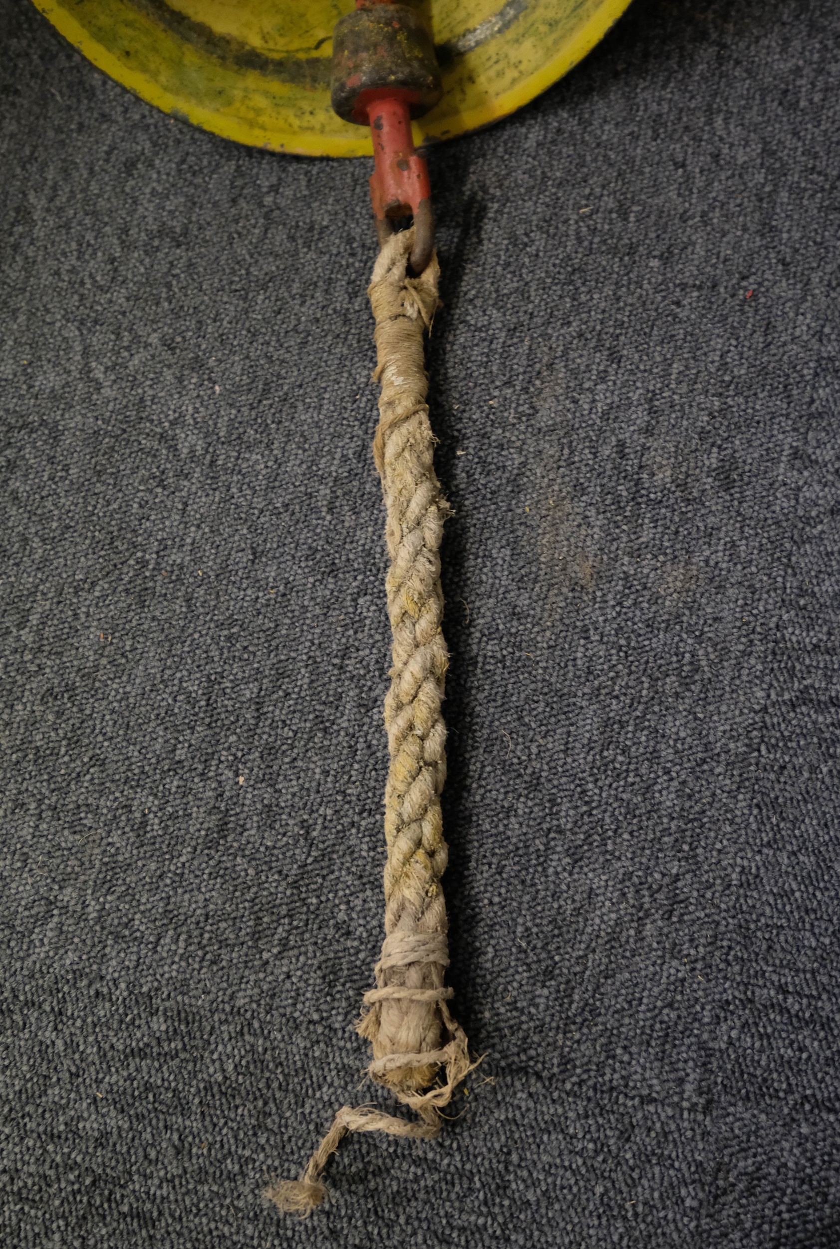 Lot 102 - Scramble Bell. A large WWII RAF bronze