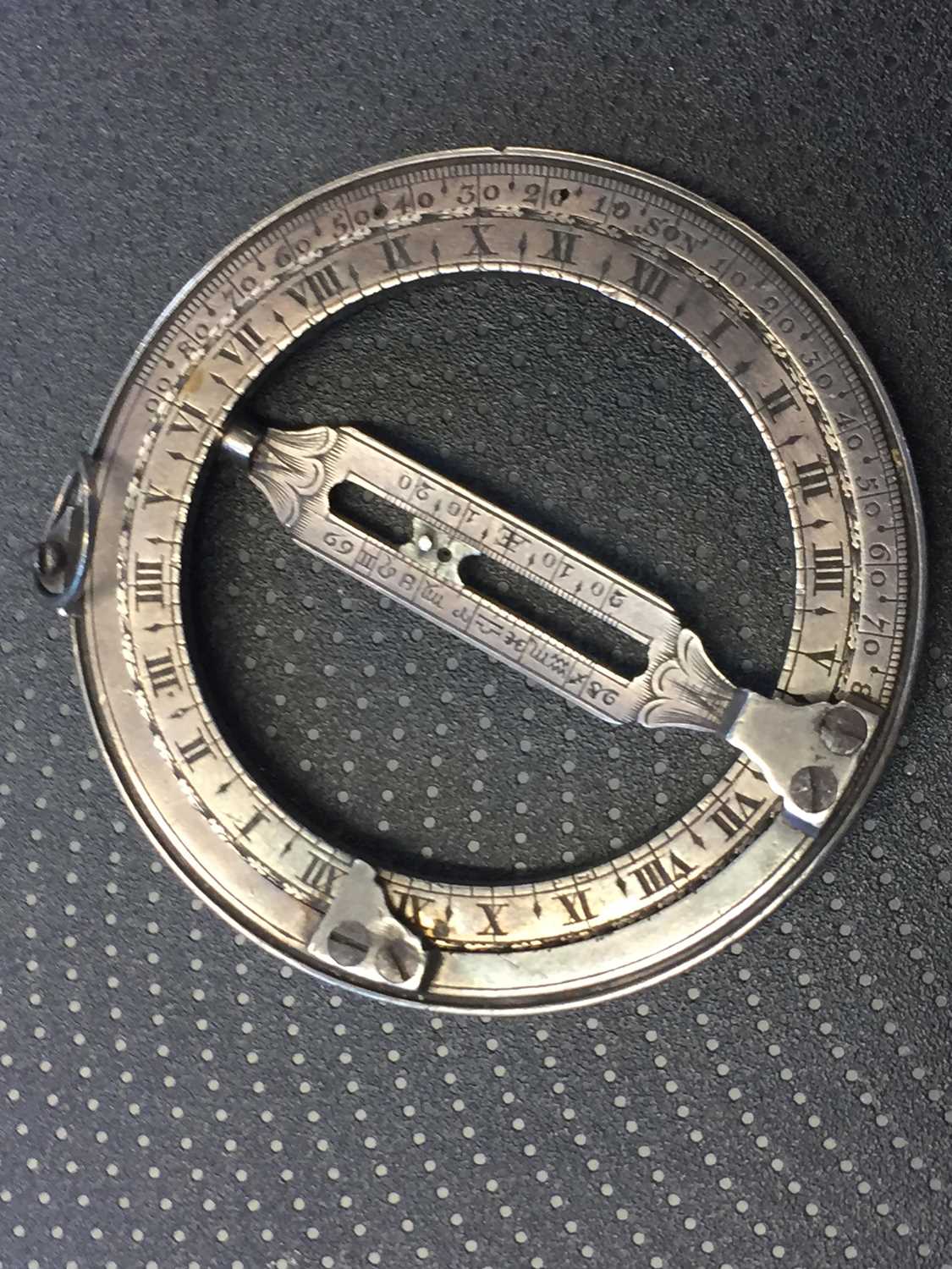 Lot 139 - Pocket Sundial. An 18th century pocket