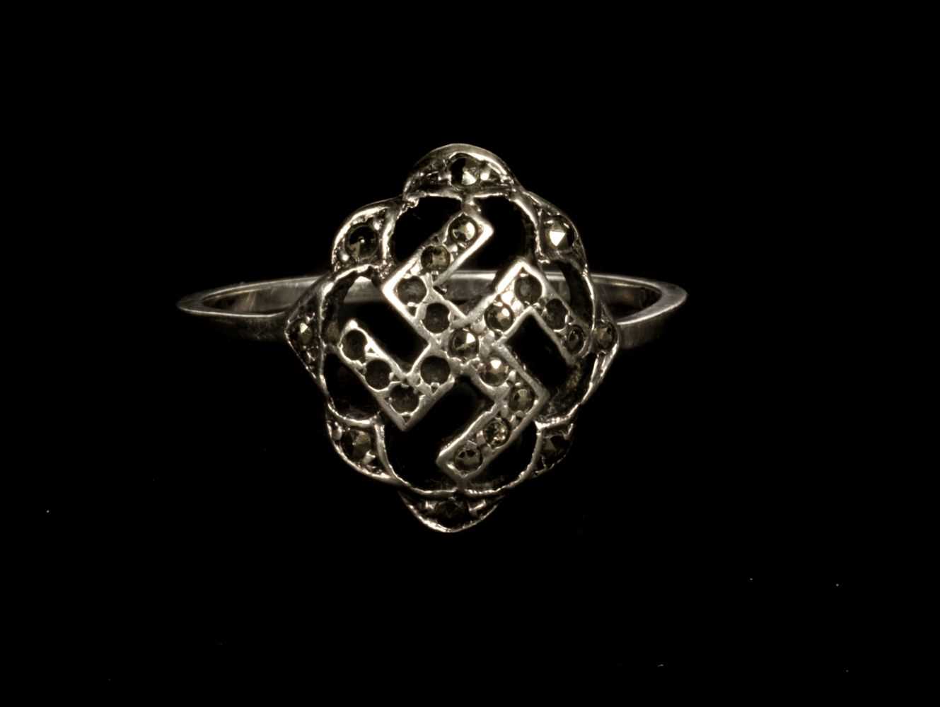 Lot 259 - Third Reich. A WWII German "sweetheart" ring