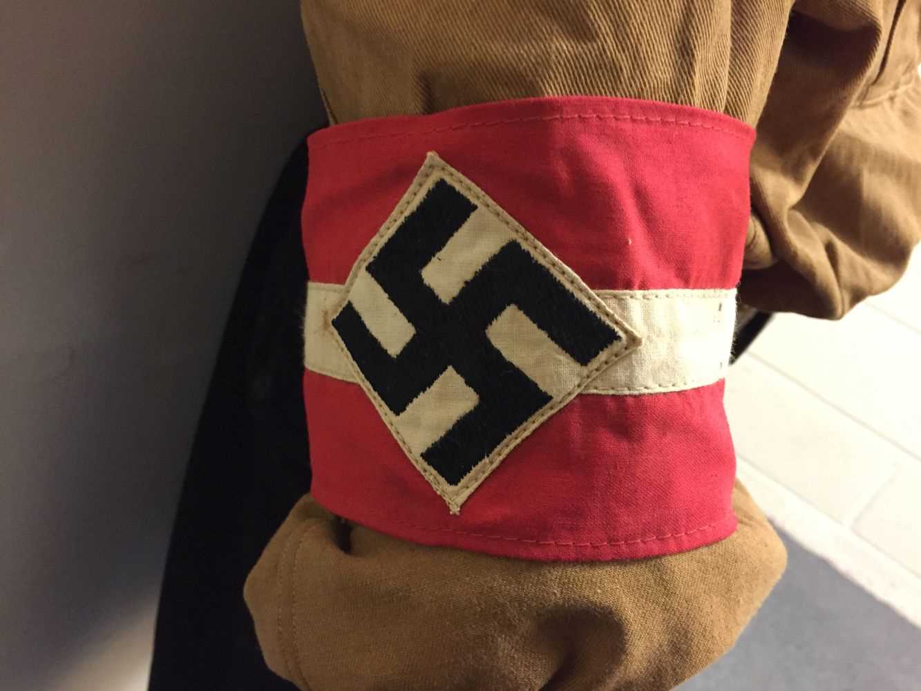 Lot 262 - Third Reich. An impressive Hitler Youth