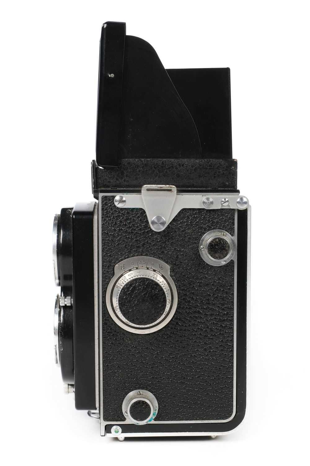 Lot 110 - Rolleiflex "New Standard" medium format 6x6