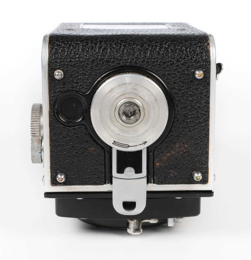 Lot 110 - Rolleiflex "New Standard" medium format 6x6