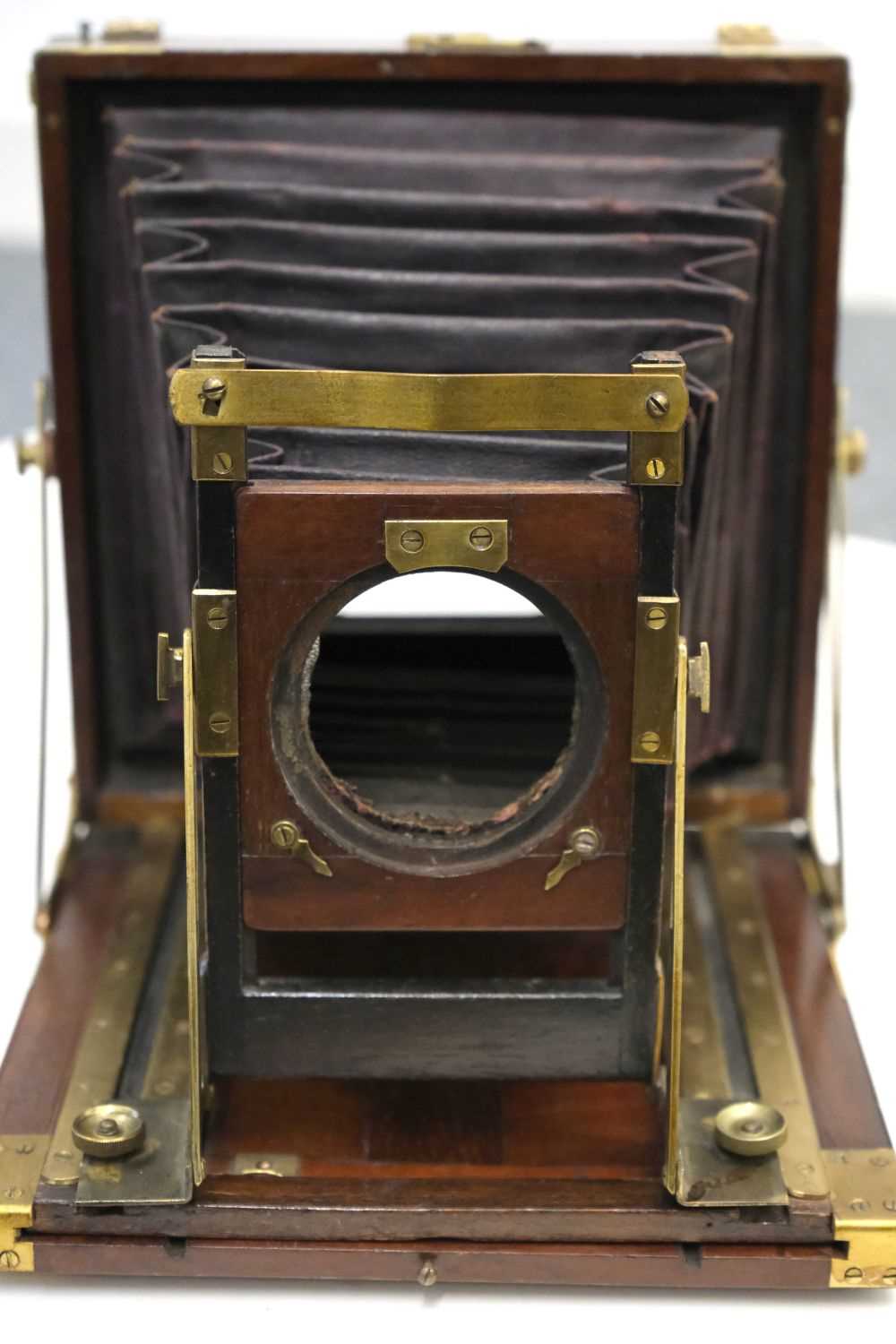 Lot 114 - Victorian plate camera with Ross London 8
