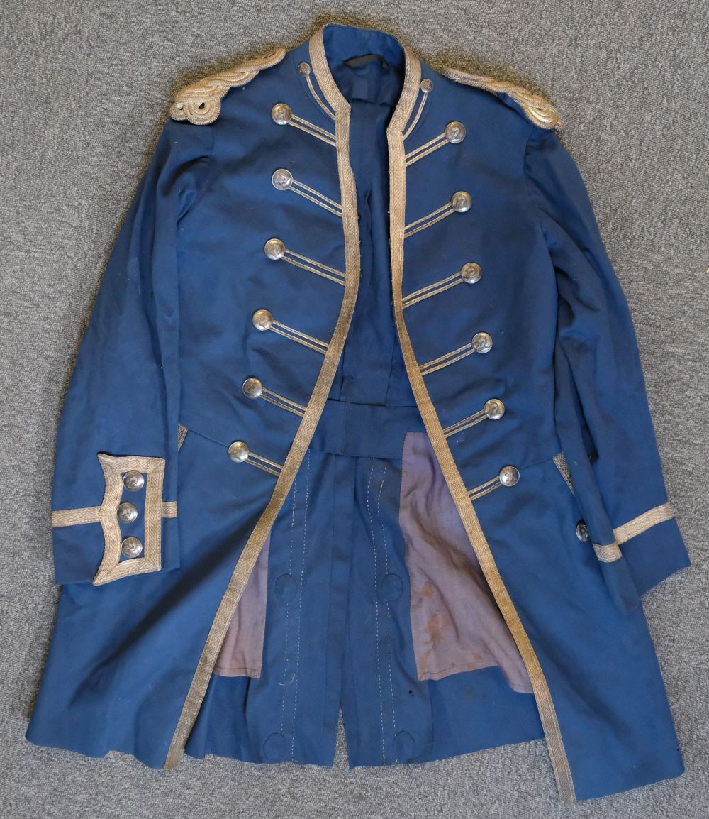 Lot 230 - Clothing. A footman's livery frock coat, mid-