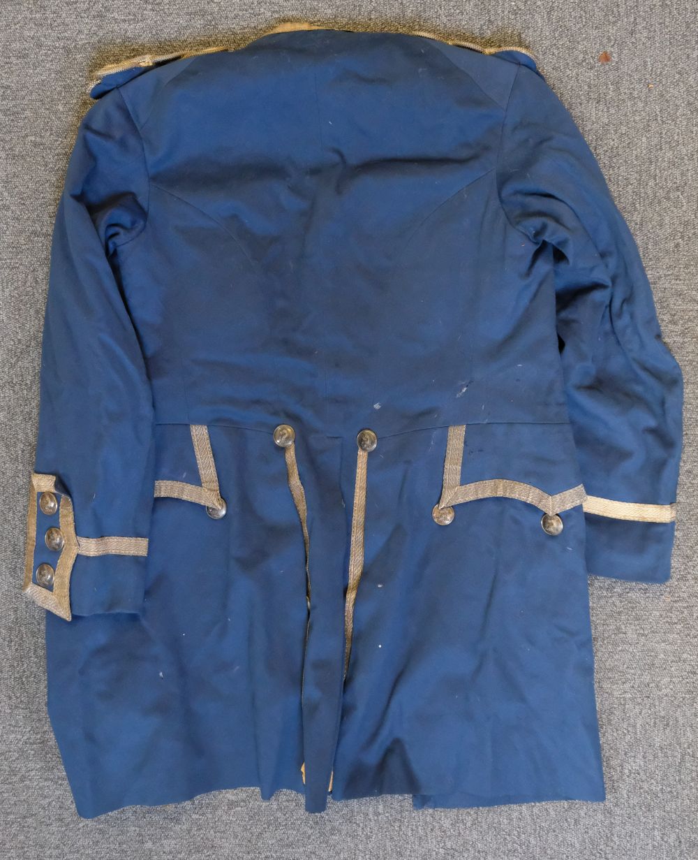 Lot 230 - Clothing. A footman's livery frock coat, mid-