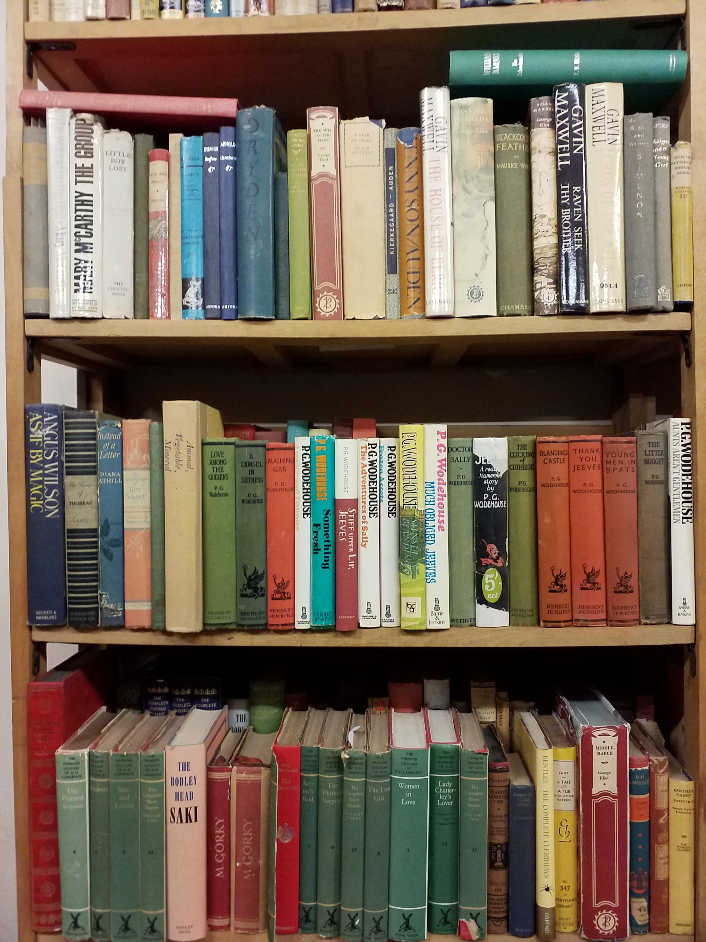 Lot 414 - Fiction. A large collection of mid 20th