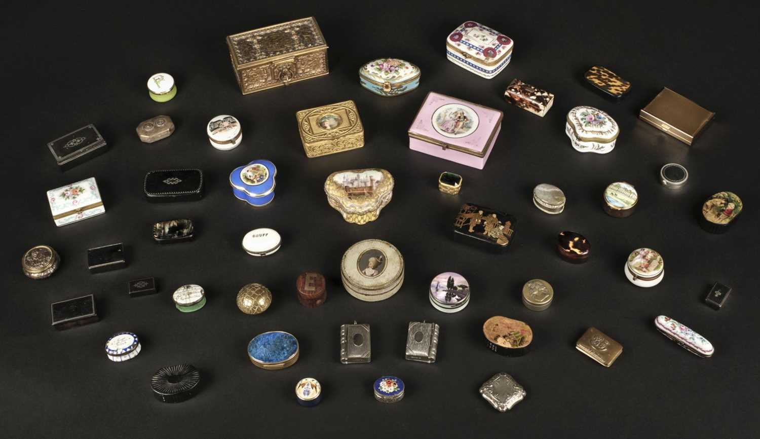 Lot 134 - Trinket Boxes. Swiss silver and enamel box,