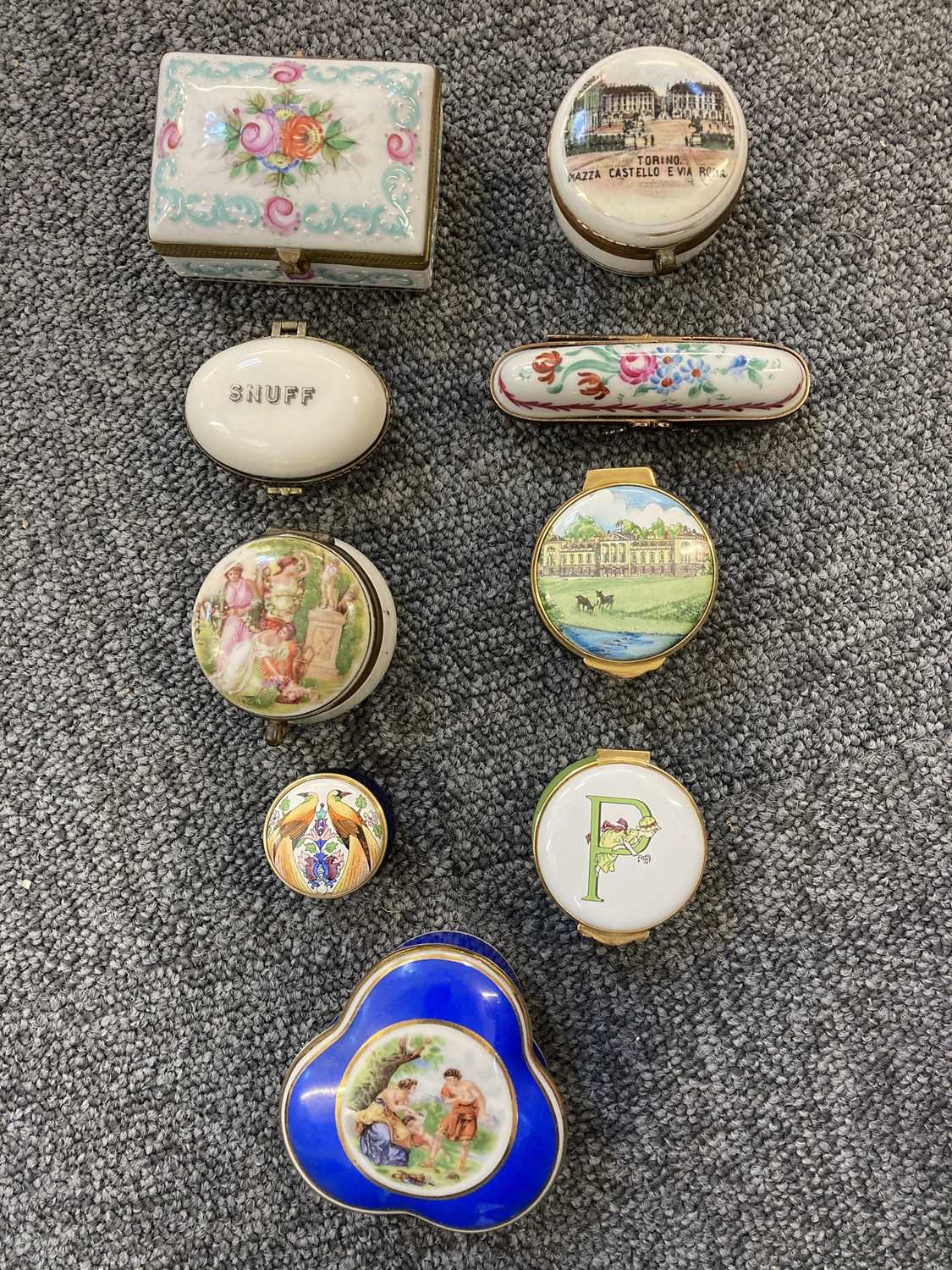 Lot 134 - Trinket Boxes. Swiss silver and enamel box,