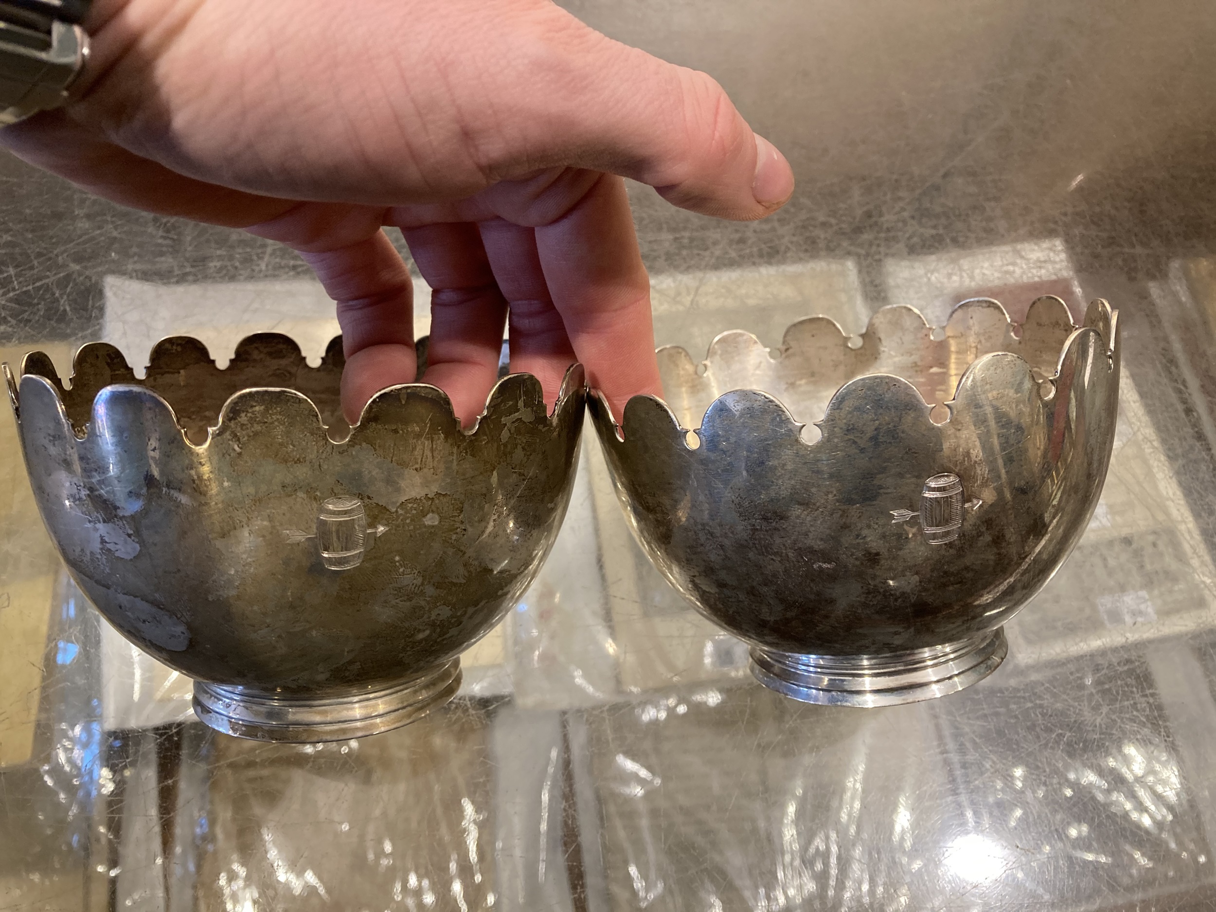 Lot 17 - Bowls. George V silver bowls