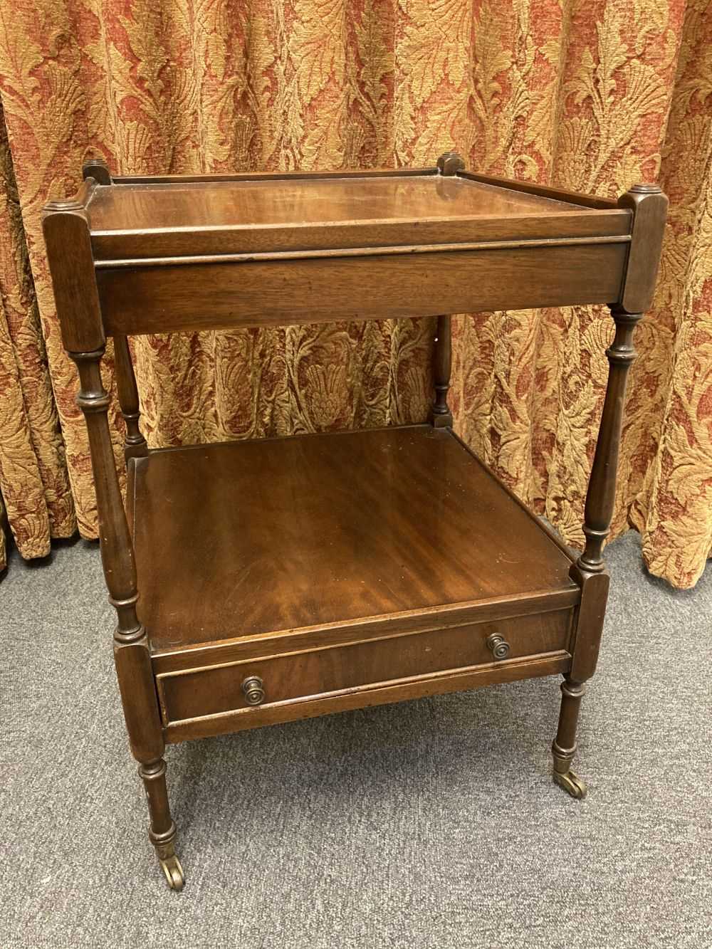 Lot 214 - Lamp Table. George III style mahogany lamp