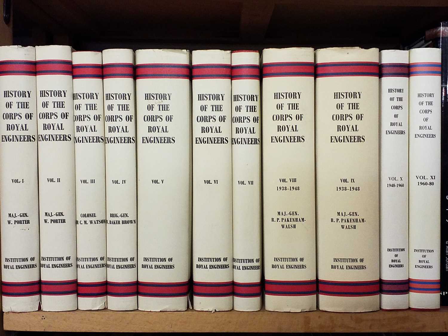 Lot 312 - Military. A large collection of modern