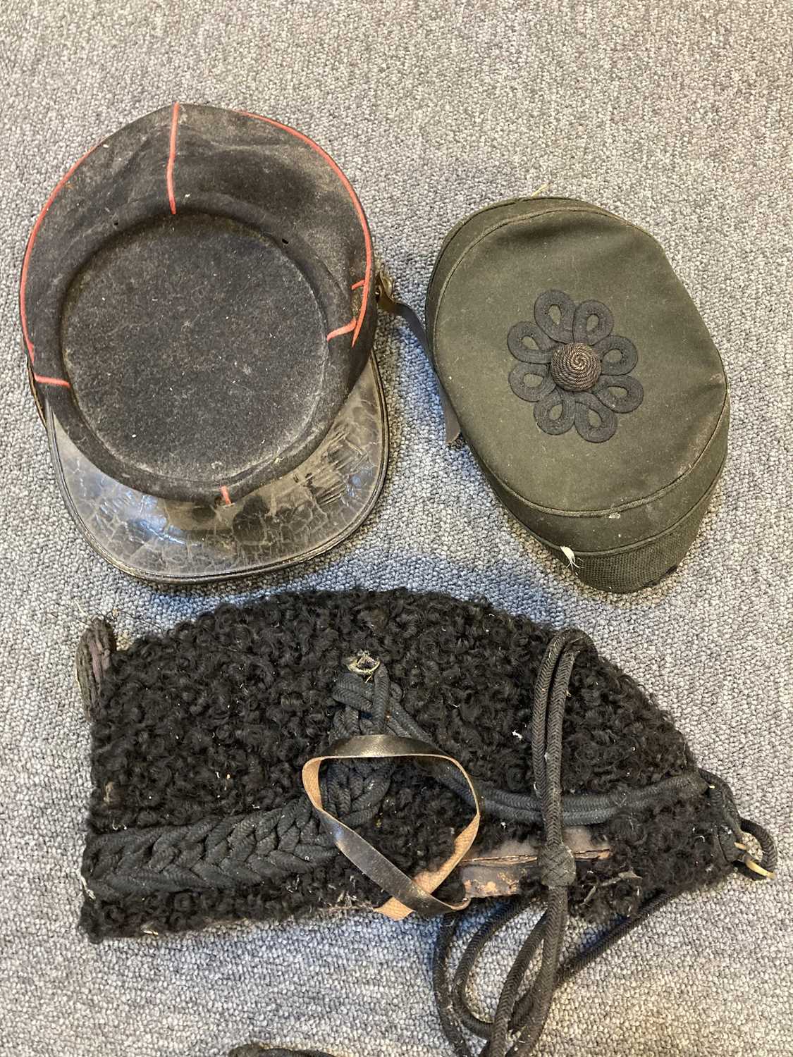 Lot 386 - Robin Hood Rifles Belt and Accoutrements