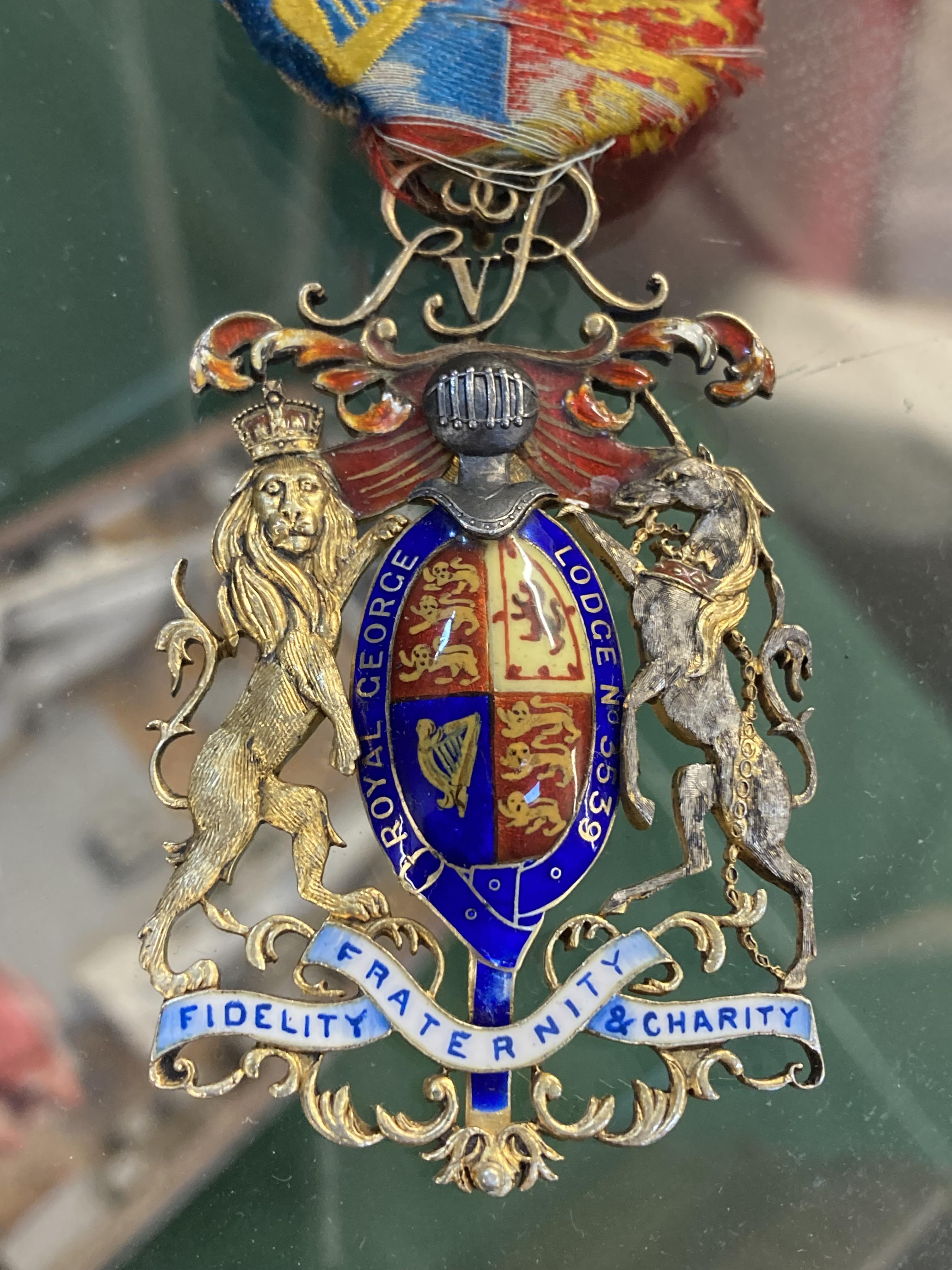 Lot 255 - Masonic Medals. Knights Templar neck badge,