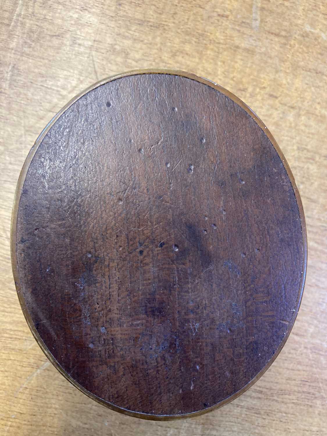 Lot 68 - Snuff Box. 17th-century snuff box