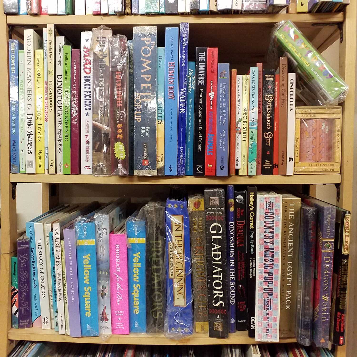 Lot 449 - Pop-Up Books. A large collection of modern
