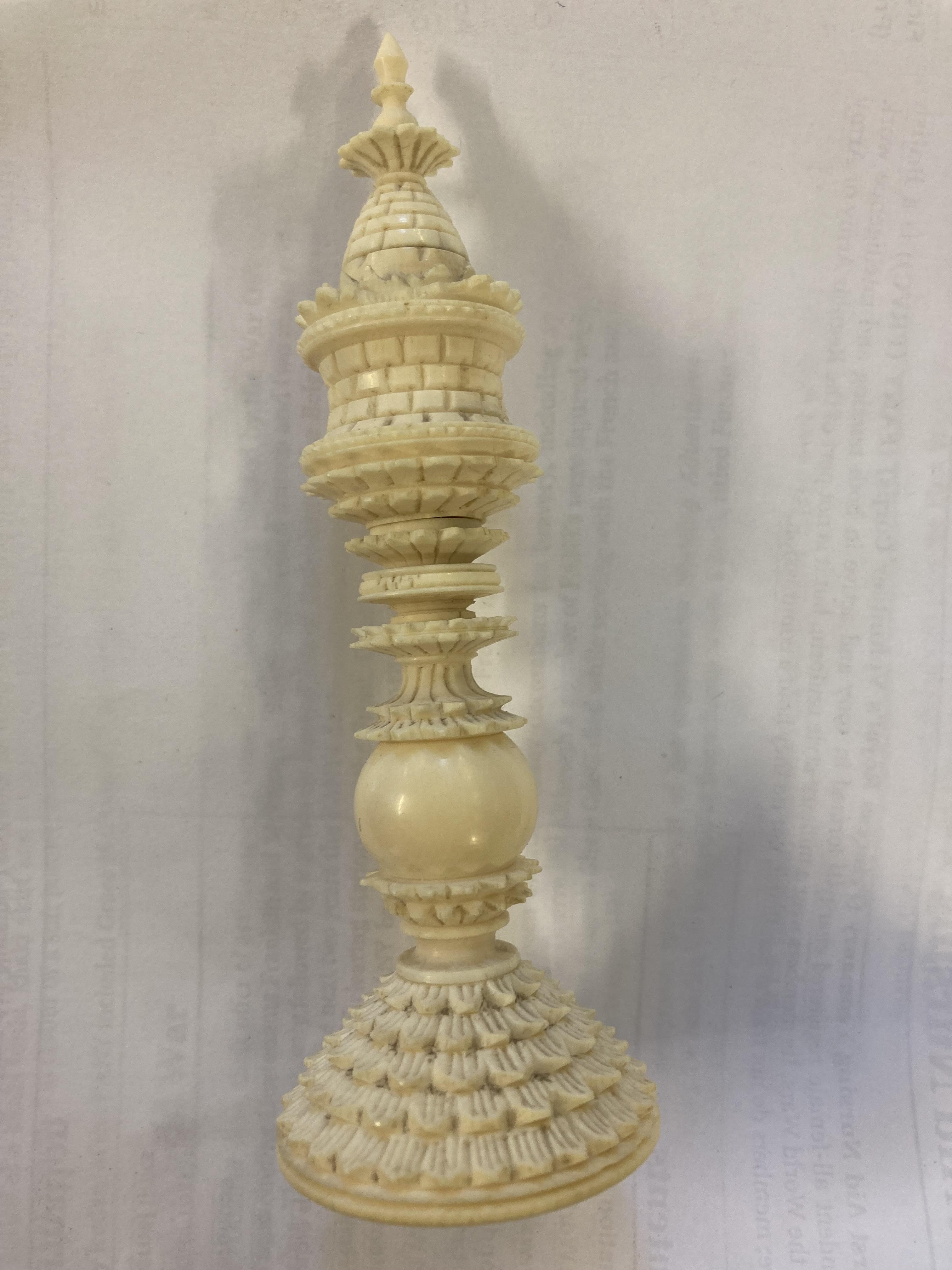 Lot 252 - Chess. An Indian ivory 'Pepys' chess set