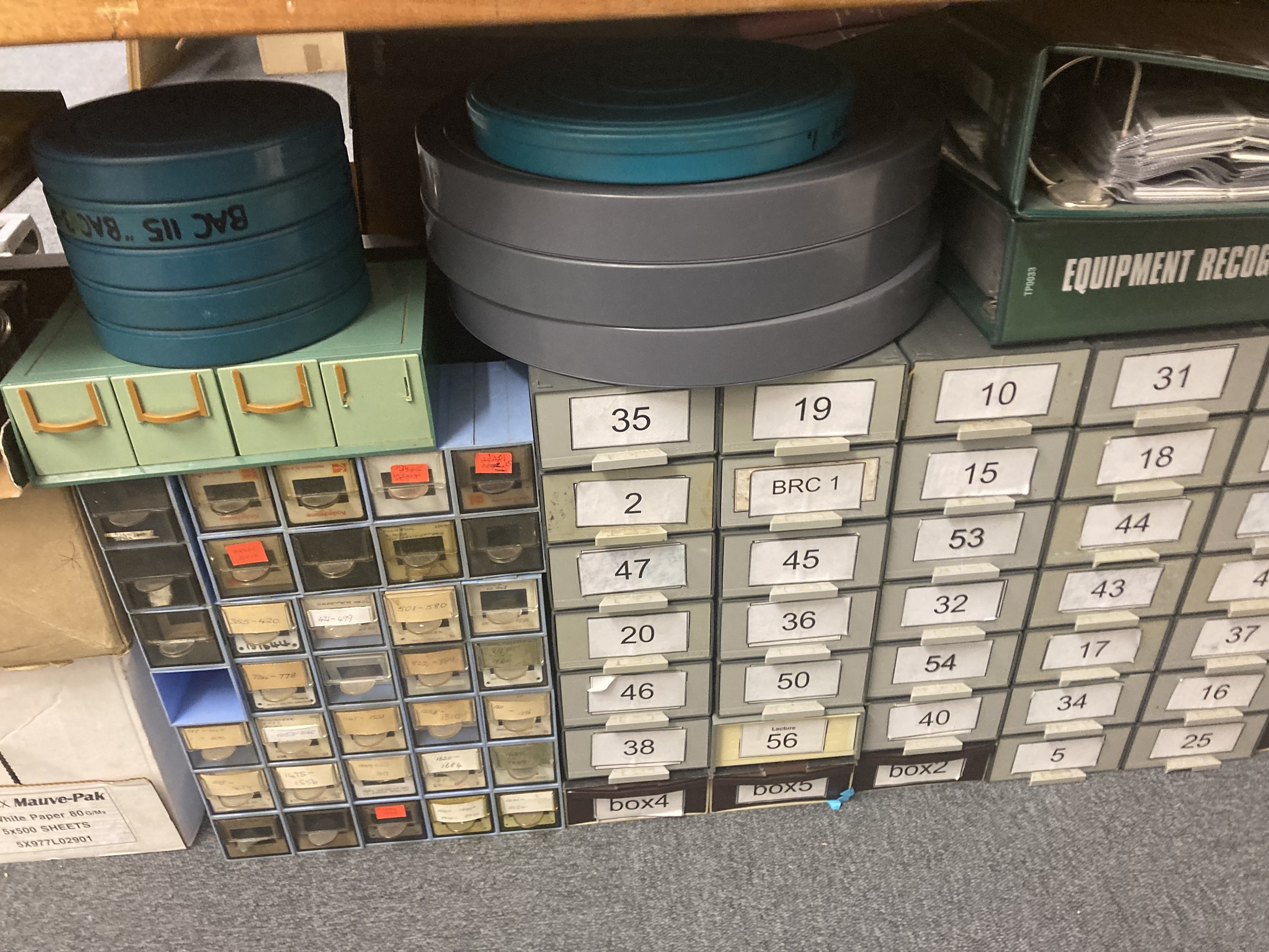 Lot 140 - Aviation Slides. An extensive collection of