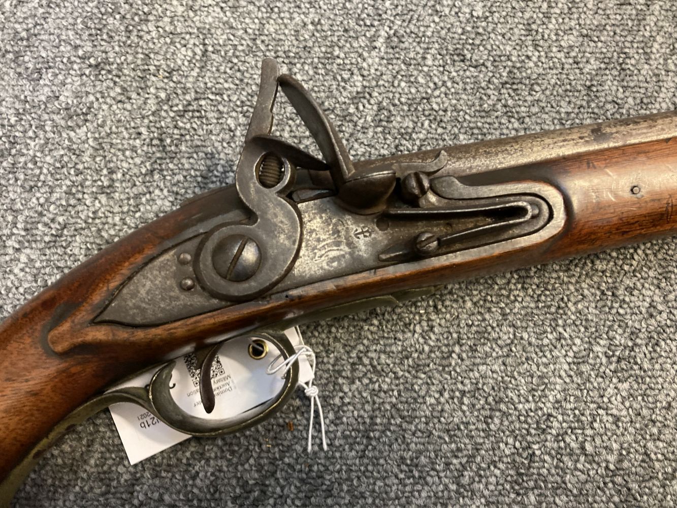 Lot 210 - Sea Service Pistol. George III flintlock sea