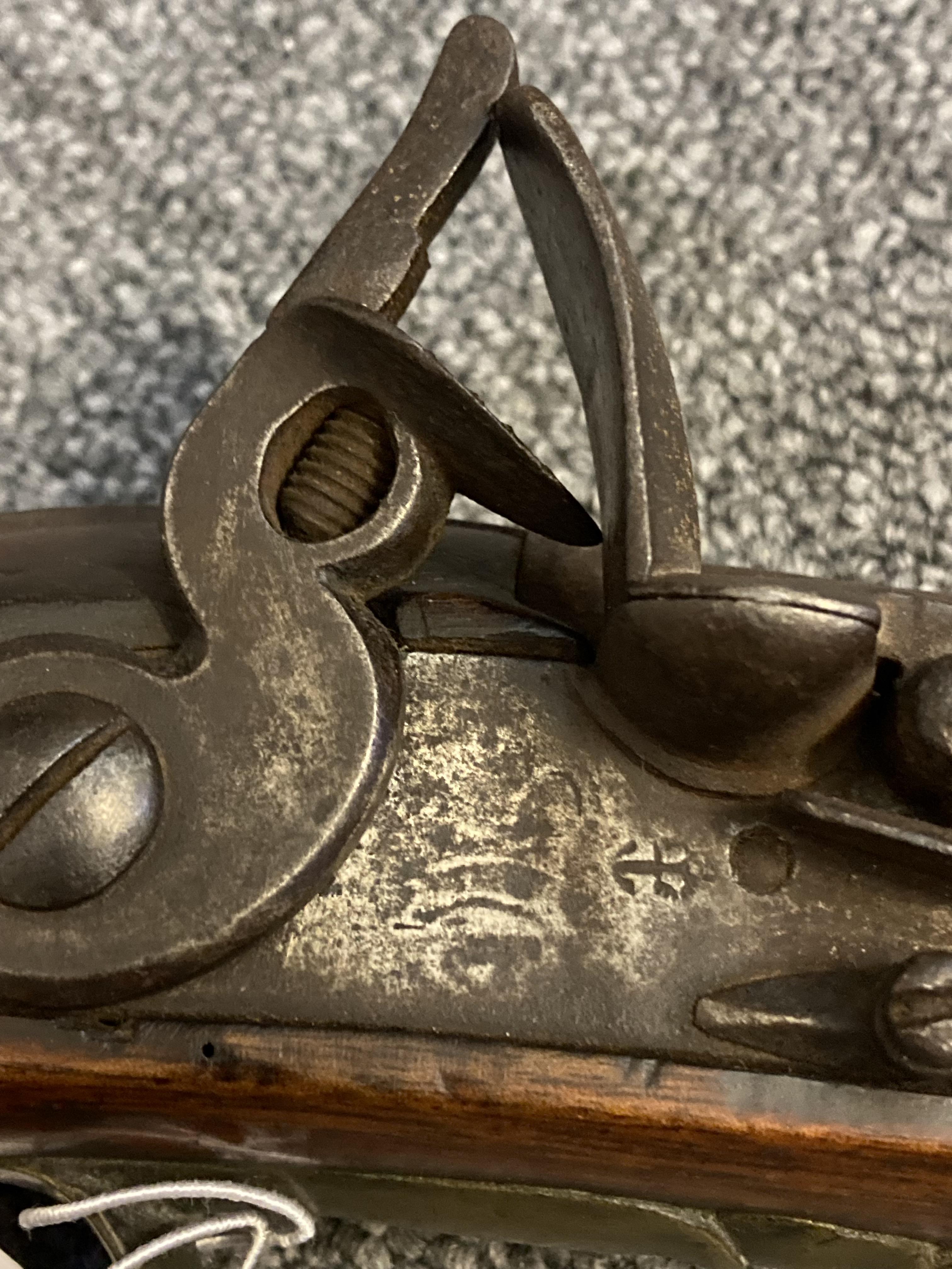 Lot 210 - Sea Service Pistol. George III flintlock sea