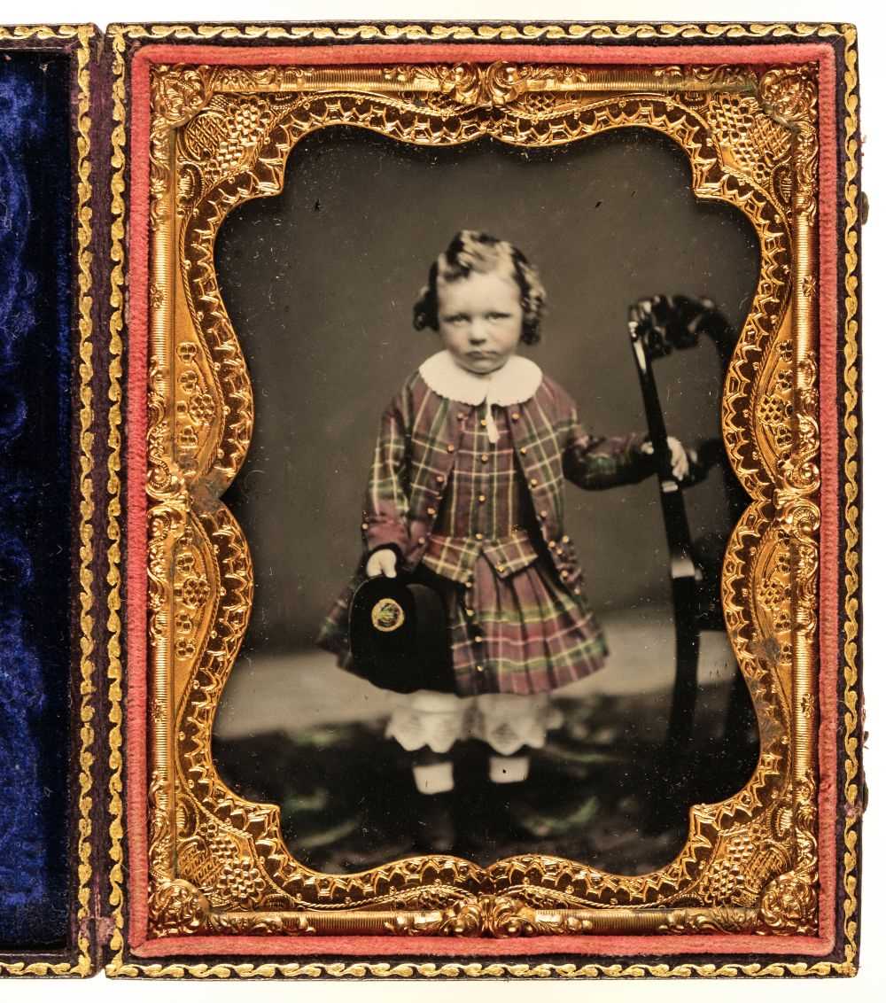 Lot 468 - Ambrotypes. An assorted group of 38