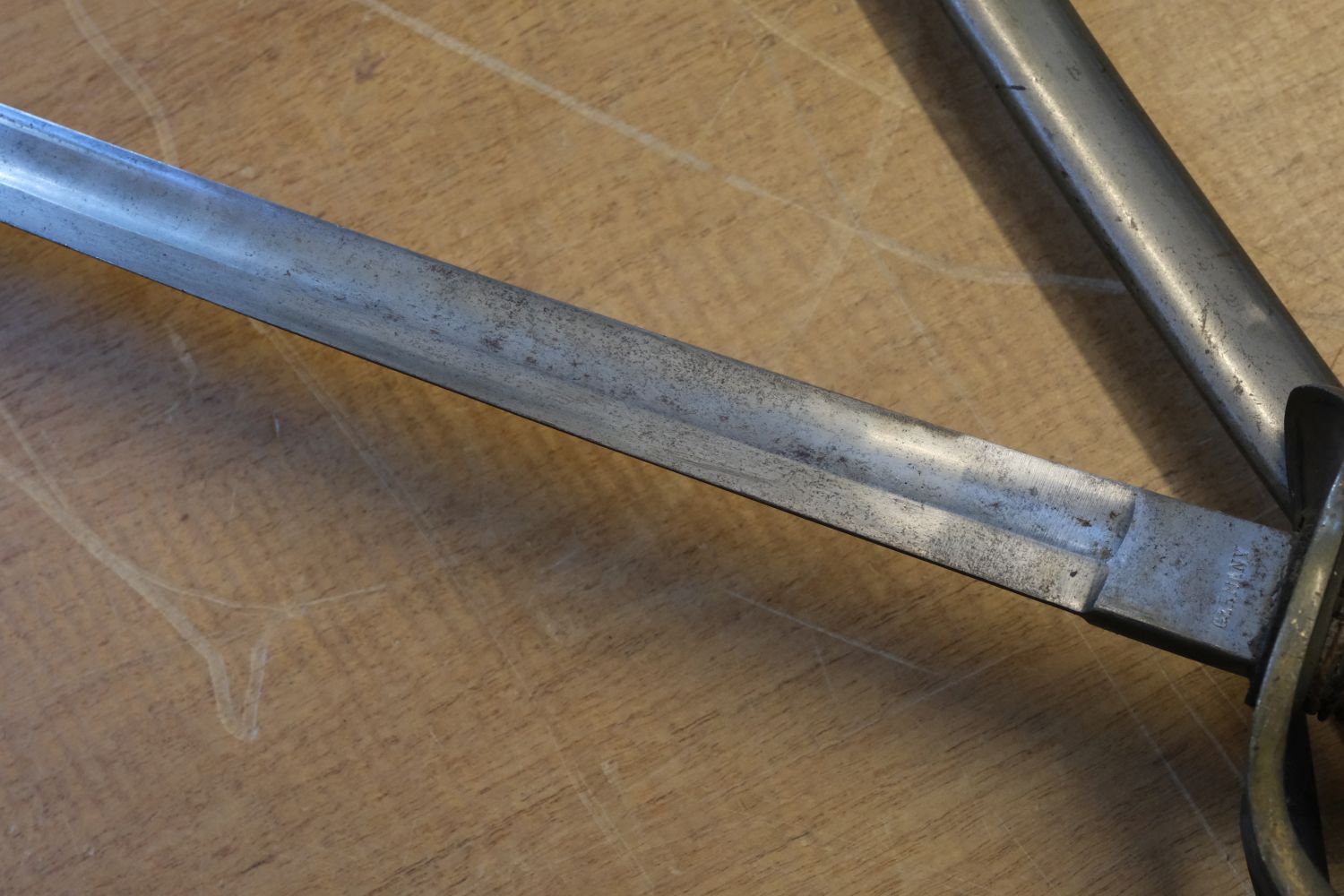 Lot 316 - Swords. A 19th century German cavalry sword